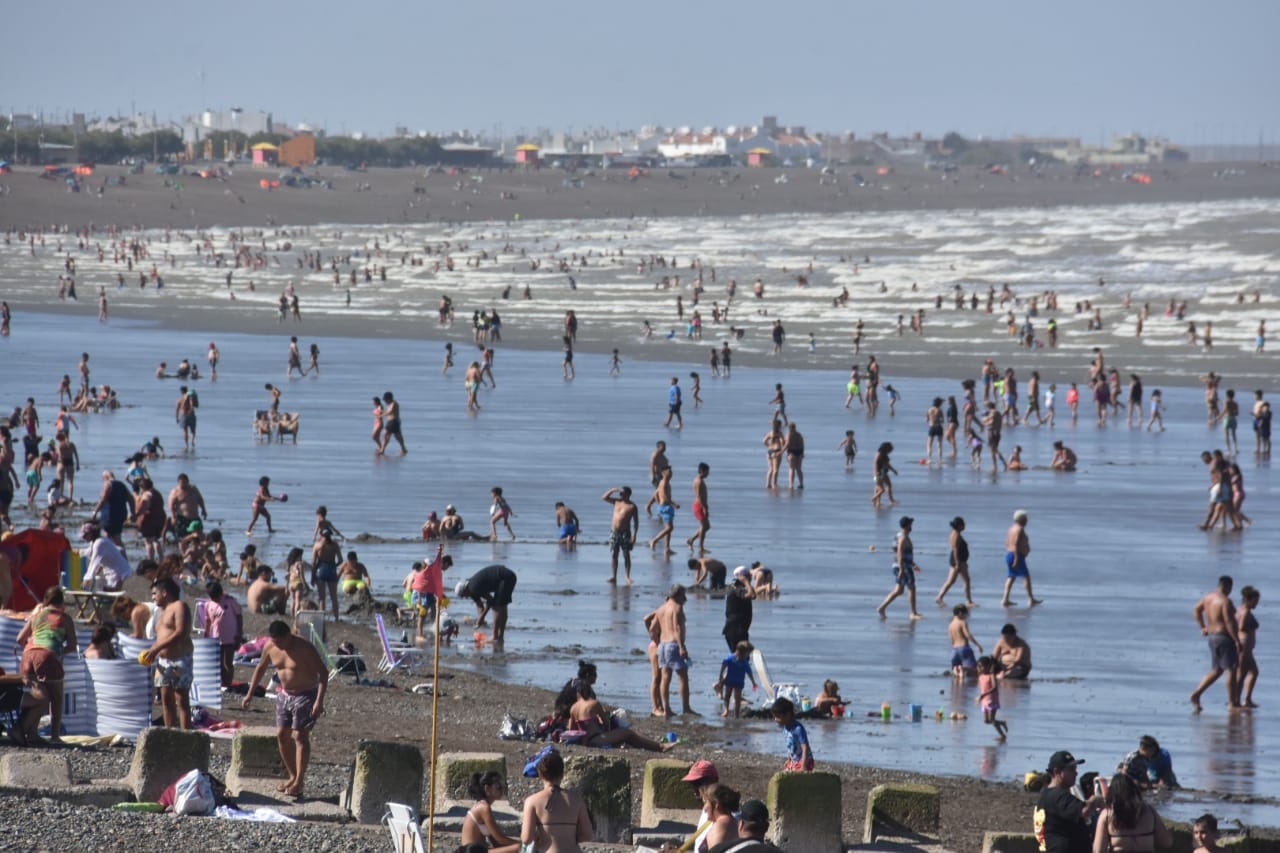 Trelew, la ciudad más calurosa del país y todos a la playa
