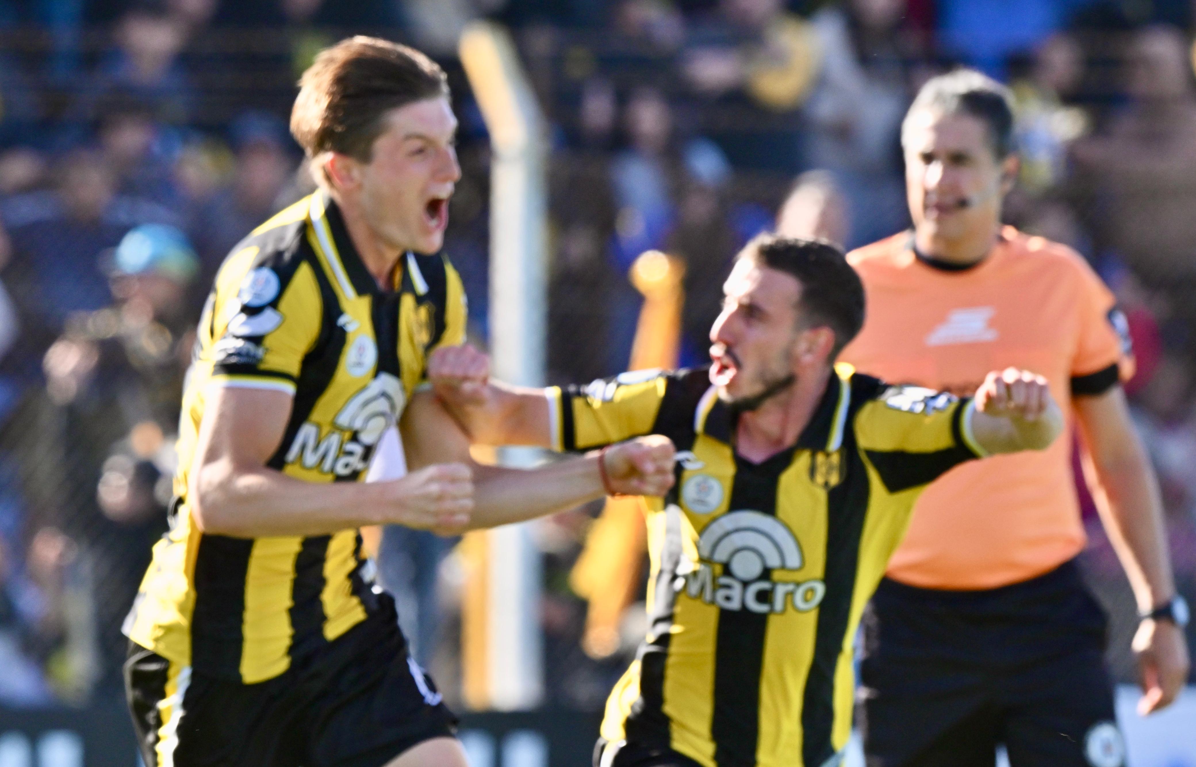 Madryn ganó, clasificó a la final y el cierre fue un caos